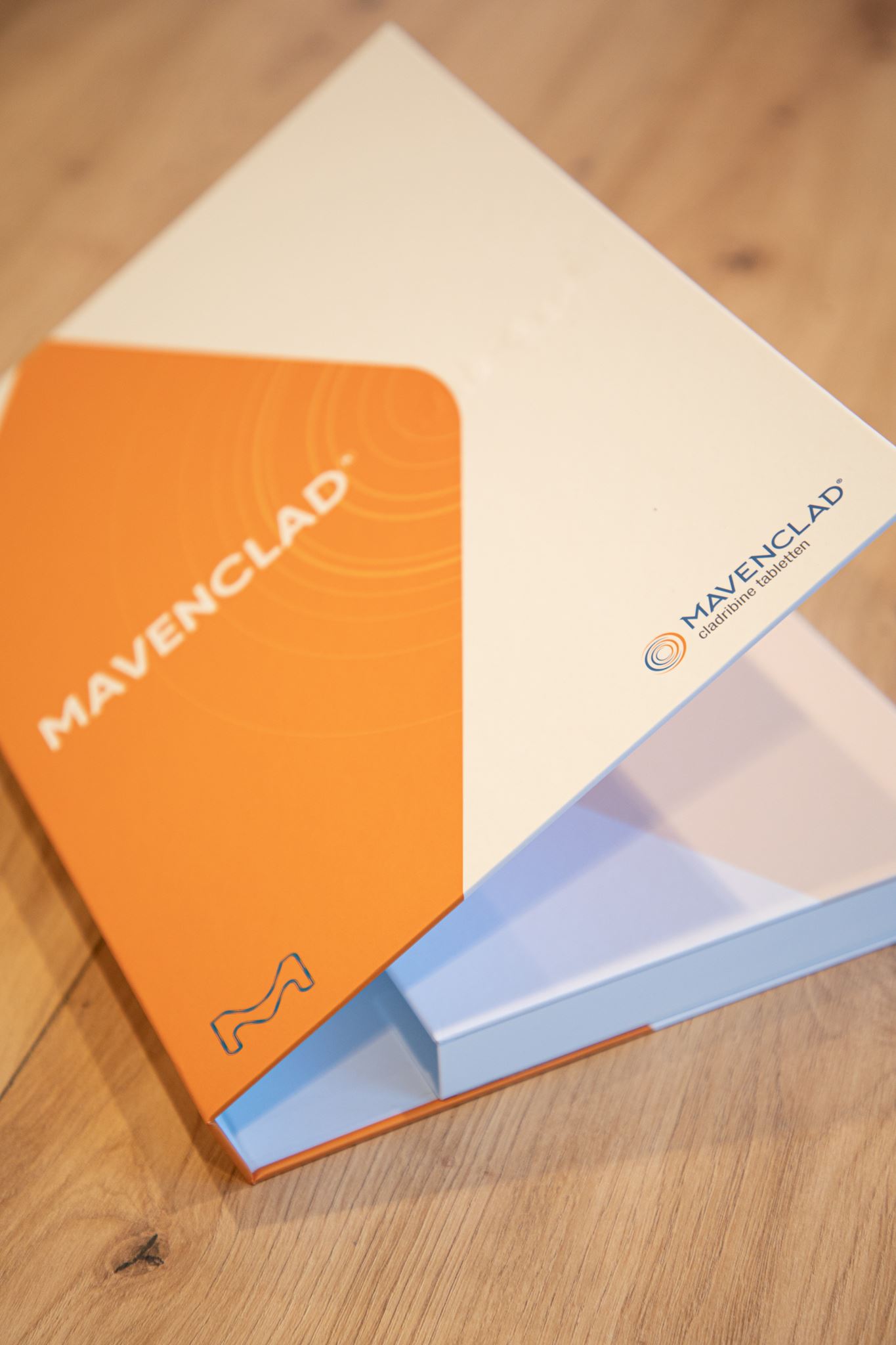 Docubox for perfect storage of brochures and documents